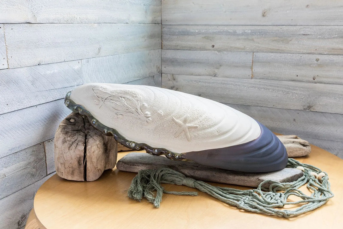 Mussel Shell Large – Carrington & Co.